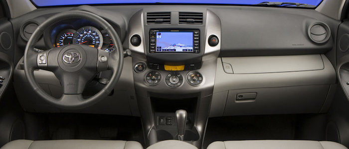 Toyota RAV4 (2006 - 2010) - AutoManiac